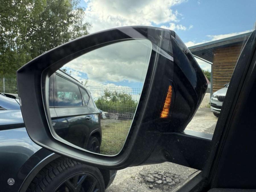 Black Skoda Karoq 2021 in Vilnius, with an engine capacity of 1.50 L and mileage of 204 thousand km for 18990 €, photo 19 on AUTOMOTO.COM.LV