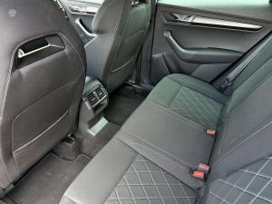 Black Skoda Karoq 2021 in Vilnius, with an engine capacity of 1.50 L and mileage of 204 thousand km for 18990 €, photo 23 on AUTOMOTO.COM.LV