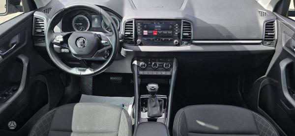 Black Skoda Karoq 2021 in Taurage, with an engine capacity of 1.97 L and mileage of 236 thousand km for 13700 €, photo 9 on AUTOMOTO.COM.LV