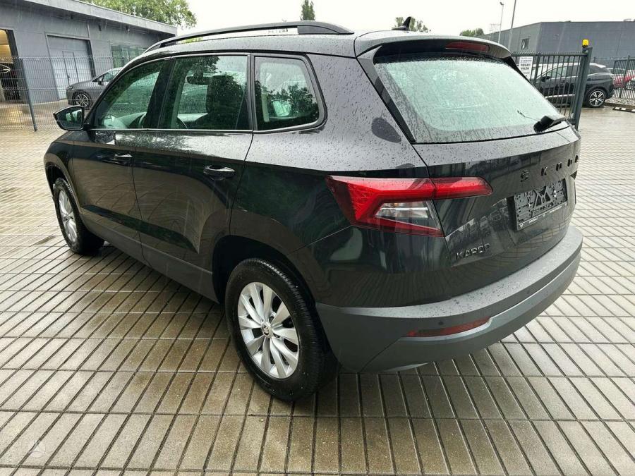 Melns Skoda Karoq 2021 Kauņa, ar dzinēja tilpumu 1.50 L un nobraukumu 185 tūkst. km par 15600 €, foto 5 vietnē AUTOMOTO.COM.LV
