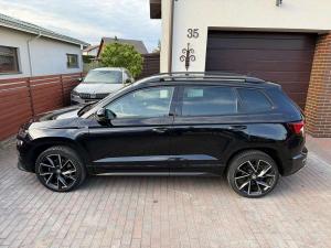 Black Skoda Karoq 2021 in Siauliai, with an engine capacity of 1.50 L and mileage of 215 thousand km for 18390 €, photo 9 on AUTOMOTO.COM.LV