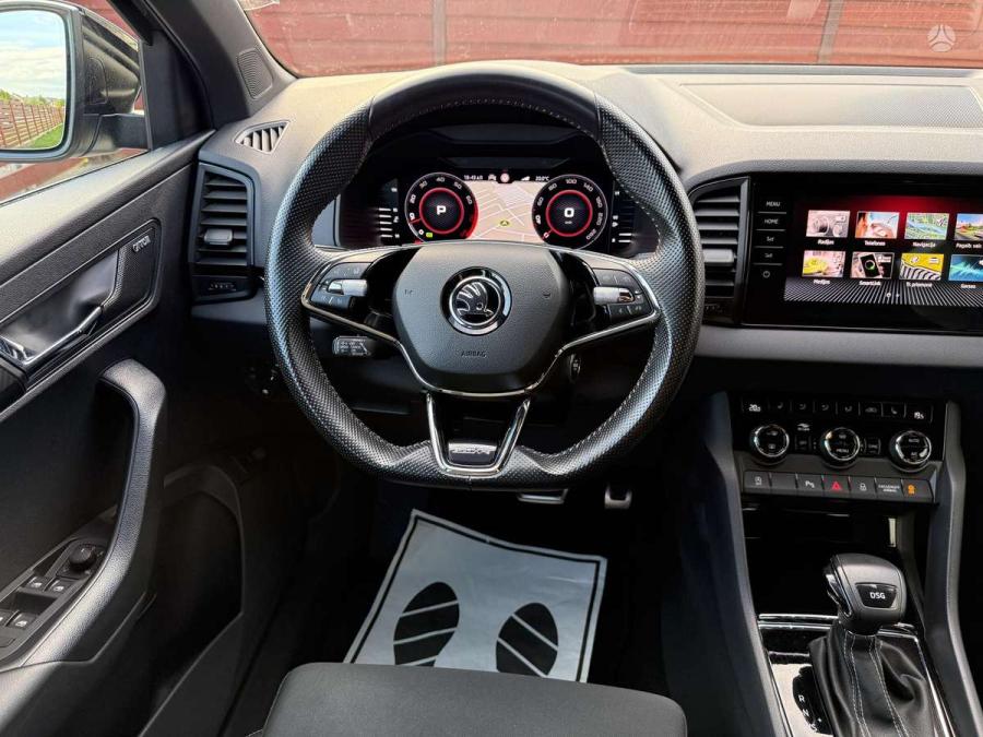 Black Skoda Karoq 2021 in Siauliai, with an engine capacity of 1.50 L and mileage of 215 thousand km for 18390 €, photo 14 on AUTOMOTO.COM.LV