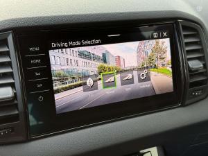 Black Skoda Karoq 2021 in Siauliai, with an engine capacity of 1.50 L and mileage of 215 thousand km for 18390 €, photo 20 on AUTOMOTO.COM.LV
