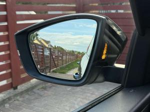 Black Skoda Karoq 2021 in Siauliai, with an engine capacity of 1.50 L and mileage of 215 thousand km for 18390 €, photo 29 on AUTOMOTO.COM.LV