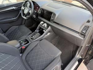 Black Skoda Karoq 2021 in Siauliai, with an engine capacity of 1.50 L and mileage of 215 thousand km for 18390 €, photo 23 on AUTOMOTO.COM.LV