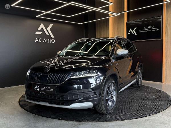 Black Skoda Karoq 2021 in Kaunas, with an engine capacity of 1.97 L and mileage of 174 thousand km for 20990 €, photo 6 on AUTOMOTO.COM.LV