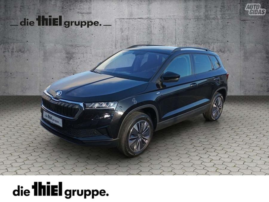 Black Skoda Karoq 2022 in Kaunas, with an engine capacity of 1.50 L and mileage of 88 thousand km for 25480 €, photo 1 on AUTOMOTO.COM.LV