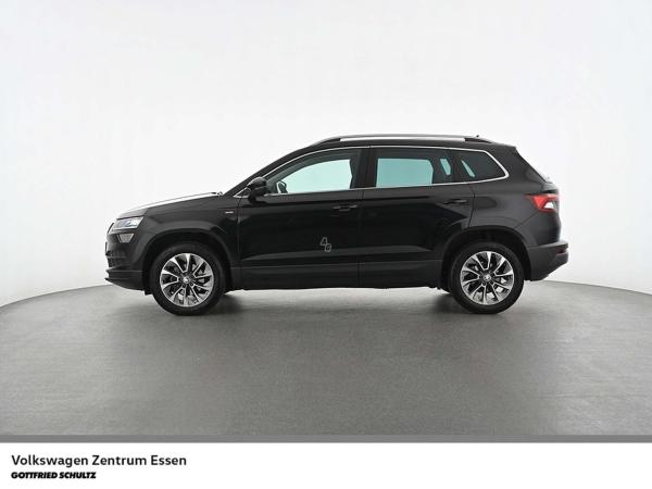Melns Skoda Karoq 2022 Kauņa, ar dzinēja tilpumu 1.00 L un nobraukumu 34 tūkst. km par 25449 €, foto 3 vietnē AUTOMOTO.COM.LV