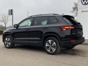 Melns Skoda Karoq 2022 Kauņa, ar dzinēja tilpumu 2.00 L un nobraukumu 44 tūkst. km par 32873 €, foto 3 vietnē AUTOMOTO.COM.LV