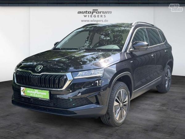 Melns Skoda Karoq 2022 Kauņa, ar dzinēja tilpumu 1.50 L un nobraukumu 35 tūkst. km par 28457 €, foto 3 vietnē AUTOMOTO.COM.LV