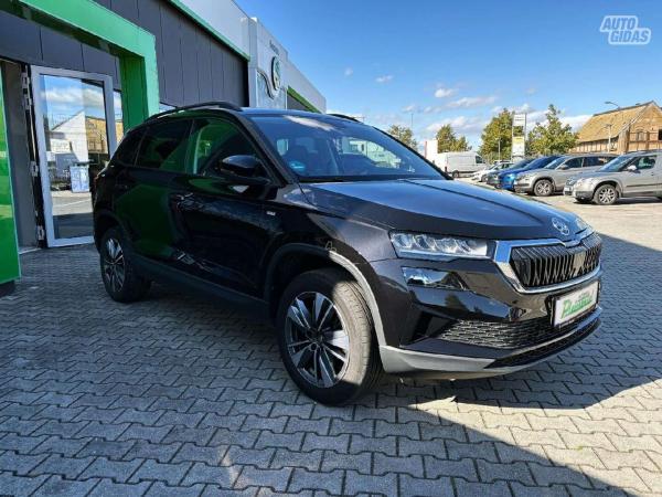 Melns Skoda Karoq 2022 Kauņa, ar dzinēja tilpumu 1.50 L un nobraukumu 35 tūkst. km par 28240 €, foto 4 vietnē AUTOMOTO.COM.LV