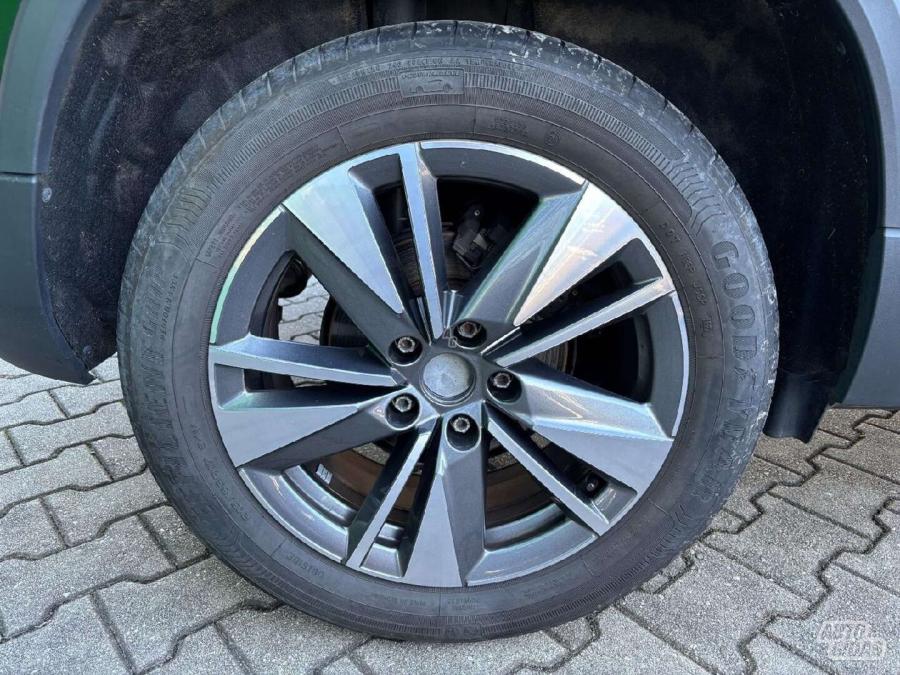 Melns Skoda Karoq 2022 Kauņa, ar dzinēja tilpumu 1.50 L un nobraukumu 35 tūkst. km par 28240 €, foto 5 vietnē AUTOMOTO.COM.LV