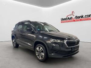 Melns Skoda Karoq 2022 Marijampole, ar dzinēja tilpumu 1.50 L un nobraukumu 194 tūkst. km par 19844 €, foto 3 vietnē AUTOMOTO.COM.LV