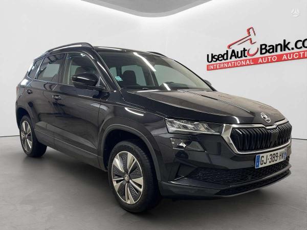 Melns Skoda Karoq 2022 Marijampole, ar dzinēja tilpumu 1.50 L un nobraukumu 174 tūkst. km par 17485 €, foto 3 vietnē AUTOMOTO.COM.LV