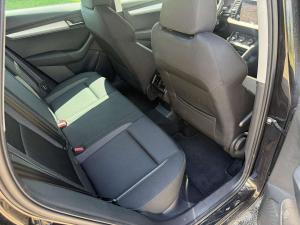 Black Skoda Karoq 2022 in Taurage, with an engine capacity of 1.97 L and mileage of 200 thousand km for 17900 €, photo 16 on AUTOMOTO.COM.LV