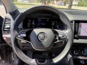 Black Skoda Karoq 2022 in Taurage, with an engine capacity of 1.97 L and mileage of 200 thousand km for 17900 €, photo 19 on AUTOMOTO.COM.LV