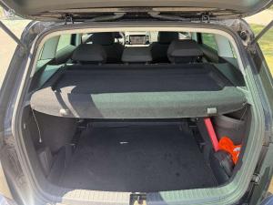 Black Skoda Karoq 2022 in Taurage, with an engine capacity of 1.97 L and mileage of 200 thousand km for 17900 €, photo 27 on AUTOMOTO.COM.LV