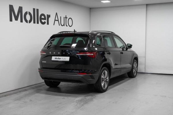 Melns Skoda Karoq 2022 Viļņa, ar dzinēja tilpumu 2.00 L un nobraukumu 159 tūkst. km par 20900 €, foto 5 vietnē AUTOMOTO.COM.LV