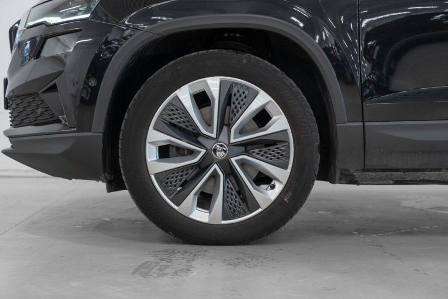 Melns Skoda Karoq 2022 Viļņa, ar dzinēja tilpumu 2.00 L un nobraukumu 147 tūkst. km par 24800 €, foto 31 vietnē AUTOMOTO.COM.LV