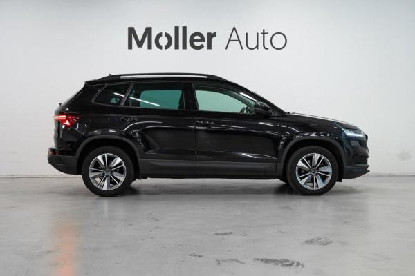 Melns Skoda Karoq 2022 Viļņa, ar dzinēja tilpumu 2.00 L un nobraukumu 160 tūkst. km par 20900 €, foto 4 vietnē AUTOMOTO.COM.LV