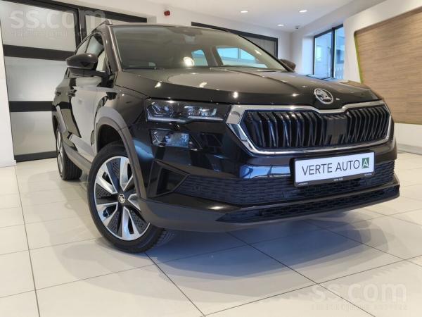 Melns Skoda Karoq 2022 Rīga, ar dzinēja tilpumu 2.00 L un nobraukumu 147 tūkst. km par 19490 €, foto 1 vietnē AUTOMOTO.COM.LV