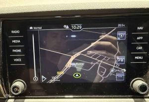 Черный Шкода Karoq 2022 в Каунас, объемом двигателя 1.50 л и пробегом 90 тыс. км за 17787 €, фото 24 на AUTOMOTO.COM.LV
