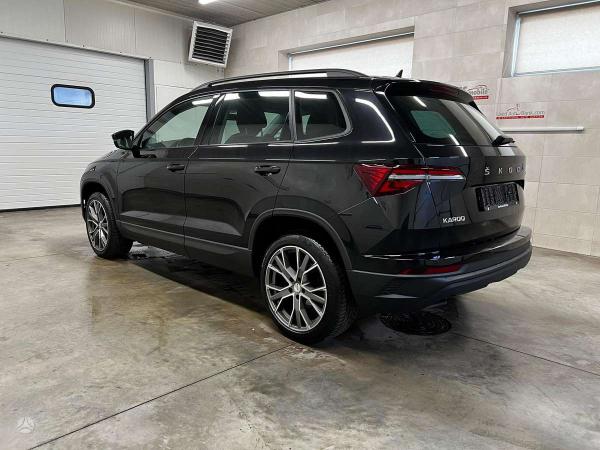 Melns Skoda Karoq 2022 Marijampole, ar dzinēja tilpumu 1.50 L un nobraukumu 195 tūkst. km par 16928 €, foto 6 vietnē AUTOMOTO.COM.LV