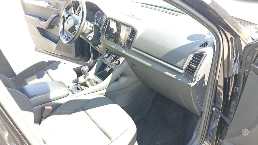 Melns Skoda Karoq 2022 Kauņa, ar dzinēja tilpumu 1.97 L un nobraukumu 300 tūkst. km par 11900 €, foto 13 vietnē AUTOMOTO.COM.LV