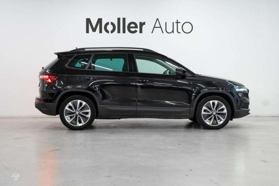 Melns Skoda Karoq 2022 Viļņa, ar dzinēja tilpumu 2.00 L un nobraukumu 147 tūkst. km par 24100 €, foto 5 vietnē AUTOMOTO.COM.LV