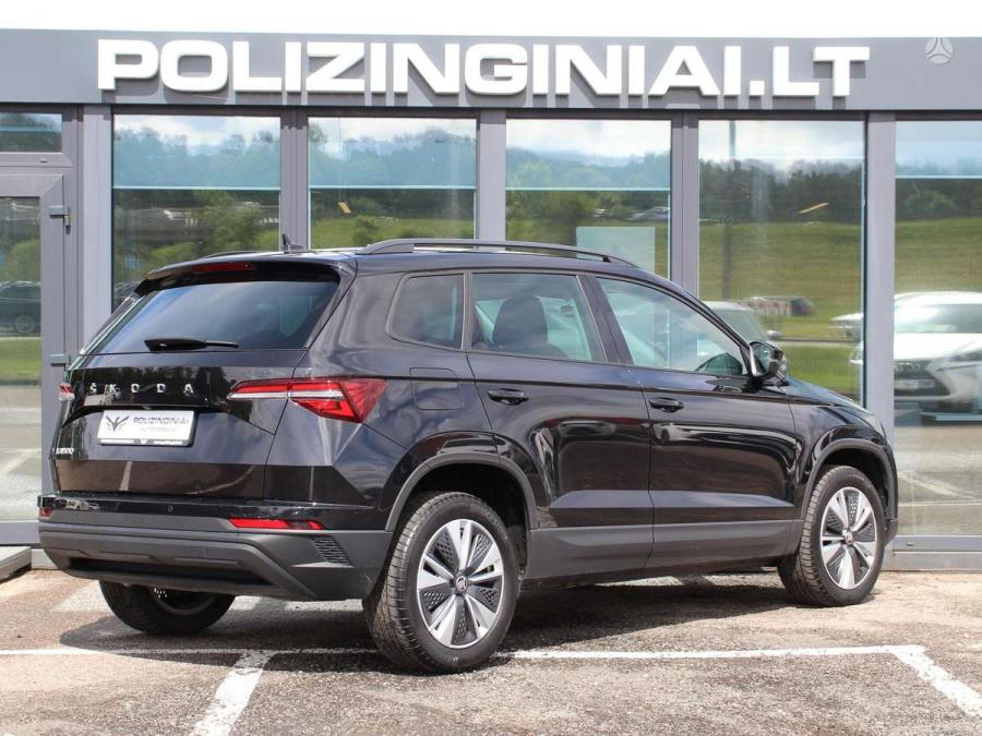 Melns Skoda Karoq 2022 Viļņa, ar dzinēja tilpumu 1.50 L un nobraukumu 125 tūkst. km par 17250 €, foto 5 vietnē AUTOMOTO.COM.LV