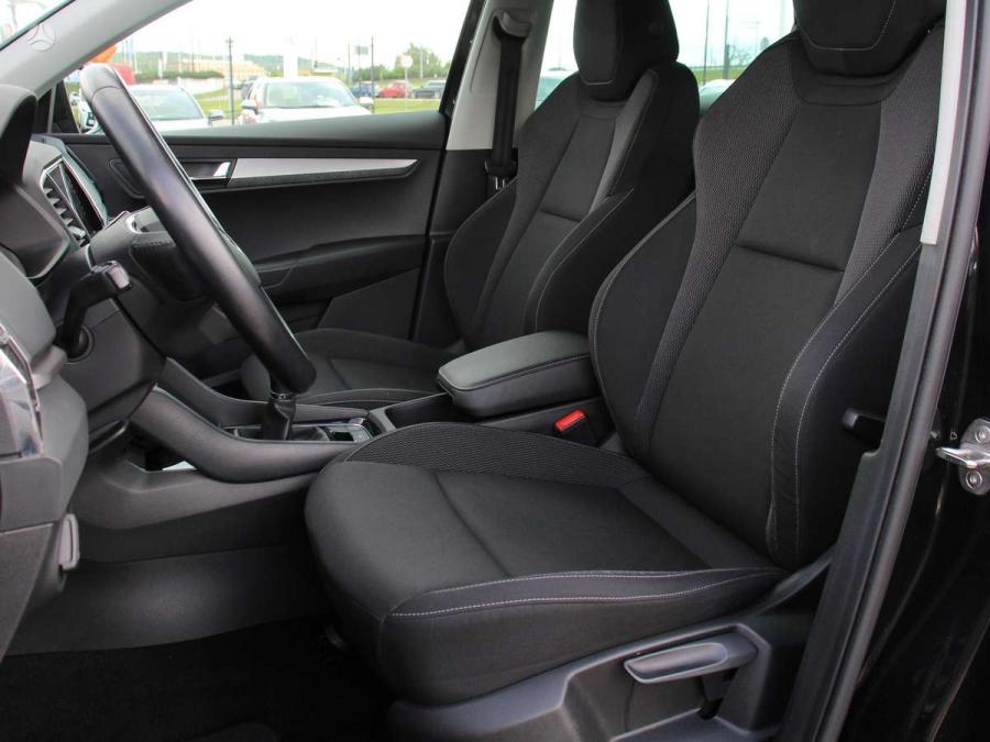 Melns Skoda Karoq 2022 Viļņa, ar dzinēja tilpumu 1.50 L un nobraukumu 125 tūkst. km par 17250 €, foto 14 vietnē AUTOMOTO.COM.LV