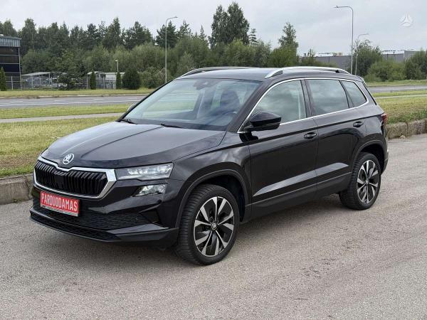 Melns Skoda Karoq 2022 Panevēža, ar dzinēja tilpumu 1.97 L un nobraukumu 128 tūkst. km par 20800 €, foto 3 vietnē AUTOMOTO.COM.LV