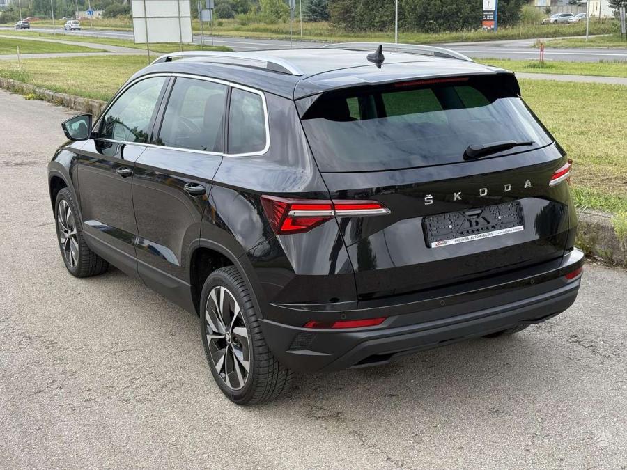 Melns Skoda Karoq 2022 Panevēža, ar dzinēja tilpumu 1.97 L un nobraukumu 128 tūkst. km par 20800 €, foto 17 vietnē AUTOMOTO.COM.LV