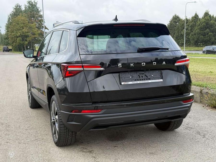 Melns Skoda Karoq 2022 Panevēža, ar dzinēja tilpumu 1.97 L un nobraukumu 128 tūkst. km par 20800 €, foto 22 vietnē AUTOMOTO.COM.LV