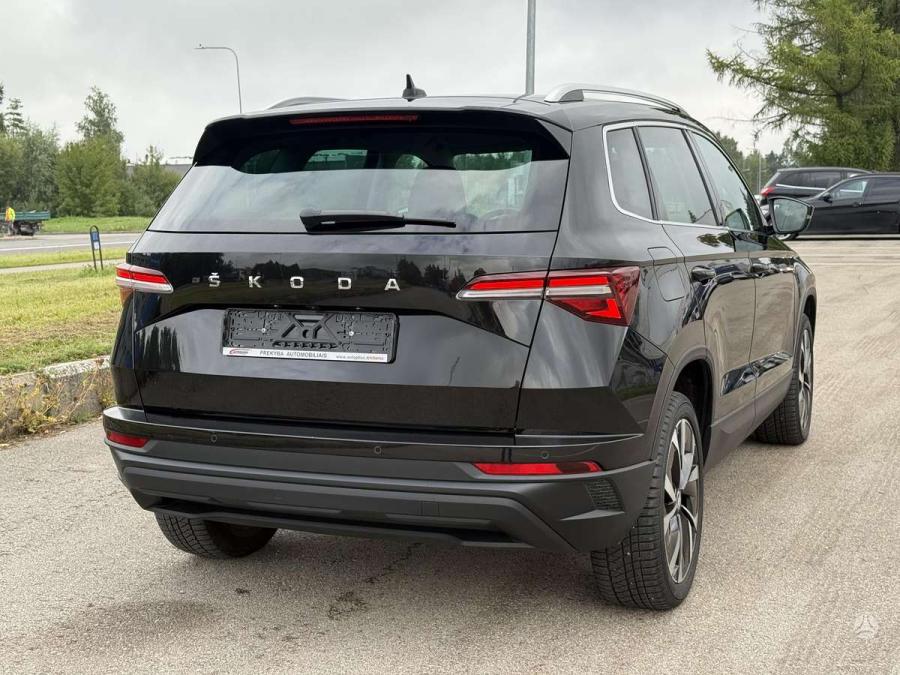 Melns Skoda Karoq 2022 Panevēža, ar dzinēja tilpumu 1.97 L un nobraukumu 128 tūkst. km par 20800 €, foto 24 vietnē AUTOMOTO.COM.LV