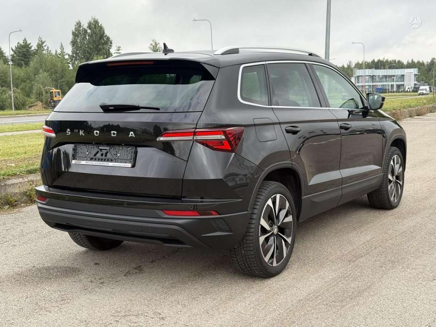 Melns Skoda Karoq 2022 Panevēža, ar dzinēja tilpumu 1.97 L un nobraukumu 128 tūkst. km par 20800 €, foto 25 vietnē AUTOMOTO.COM.LV