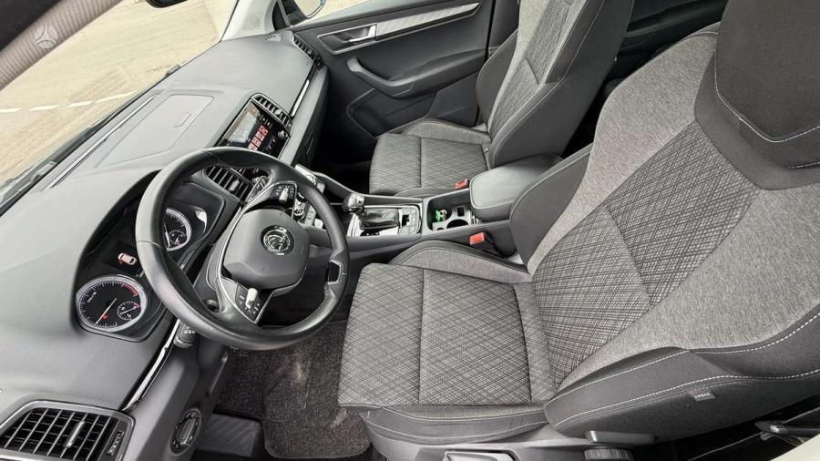 Melns Skoda Karoq 2022 Panevēža, ar dzinēja tilpumu 1.97 L un nobraukumu 128 tūkst. km par 20800 €, foto 31 vietnē AUTOMOTO.COM.LV