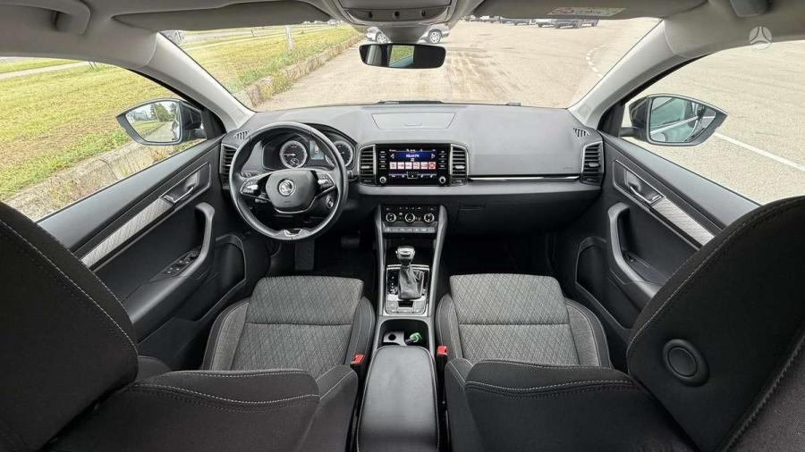 Melns Skoda Karoq 2022 Panevēža, ar dzinēja tilpumu 1.97 L un nobraukumu 128 tūkst. km par 20800 €, foto 32 vietnē AUTOMOTO.COM.LV