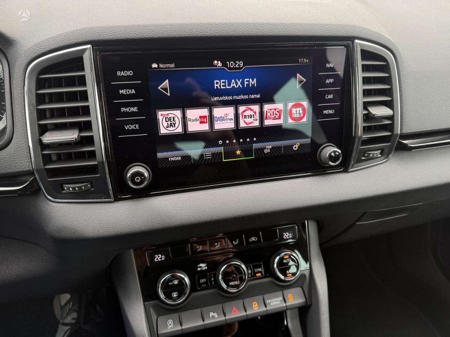 Melns Skoda Karoq 2022 Panevēža, ar dzinēja tilpumu 1.97 L un nobraukumu 128 tūkst. km par 20800 €, foto 35 vietnē AUTOMOTO.COM.LV