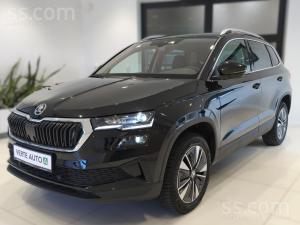Melns Skoda Karoq 2023 Rīga, ar dzinēja tilpumu 1.50 L un nobraukumu 27 tūkst. km par 23990 €, foto 3 vietnē AUTOMOTO.COM.LV