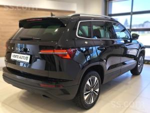 Melns Skoda Karoq 2023 Rīga, ar dzinēja tilpumu 1.50 L un nobraukumu 27 tūkst. km par 23990 €, foto 4 vietnē AUTOMOTO.COM.LV