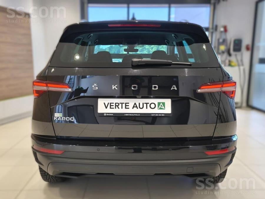 Melns Skoda Karoq 2023 Rīga, ar dzinēja tilpumu 1.50 L un nobraukumu 27 tūkst. km par 23990 €, foto 5 vietnē AUTOMOTO.COM.LV