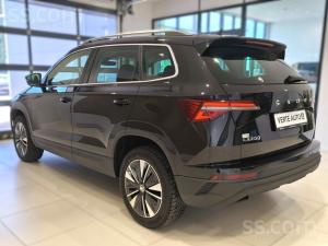 Melns Skoda Karoq 2023 Rīga, ar dzinēja tilpumu 1.50 L un nobraukumu 27 tūkst. km par 23990 €, foto 6 vietnē AUTOMOTO.COM.LV
