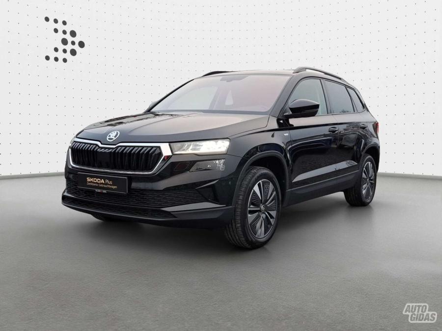 Melns Skoda Karoq 2023 Kauņa, ar dzinēja tilpumu 1.50 L un nobraukumu 27 tūkst. km par 28914 €, foto 2 vietnē AUTOMOTO.COM.LV