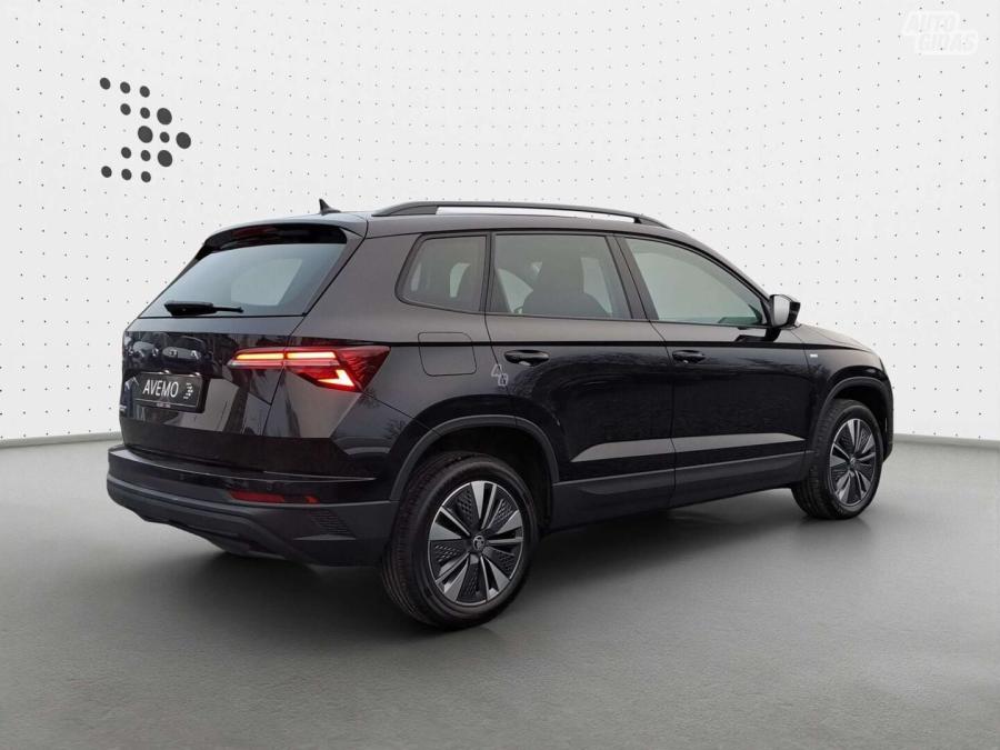 Melns Skoda Karoq 2023 Kauņa, ar dzinēja tilpumu 1.50 L un nobraukumu 27 tūkst. km par 28914 €, foto 18 vietnē AUTOMOTO.COM.LV