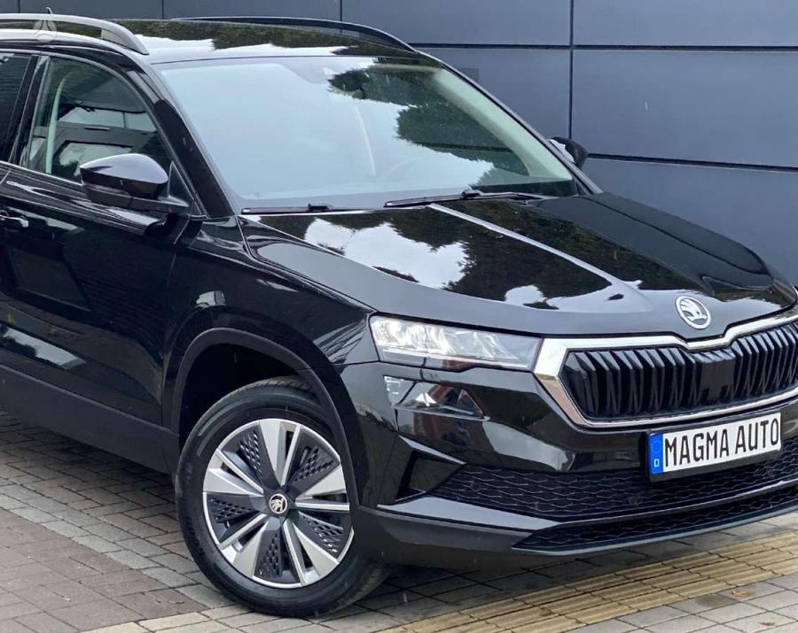 Melns Skoda Karoq 2023 Marijampole, ar dzinēja tilpumu 1.97 L un nobraukumu 55 tūkst. km par 23950 €, foto 8 vietnē AUTOMOTO.COM.LV