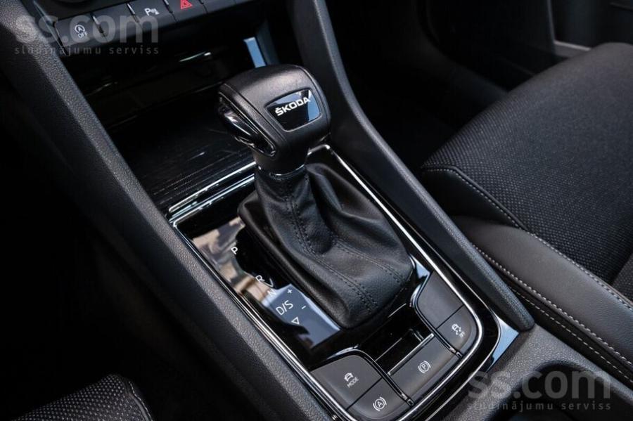 Melns Skoda Karoq 2023 Rīga, ar dzinēja tilpumu 2.00 L un nobraukumu 148 tūkst. km par 22950 €, foto 15 vietnē AUTOMOTO.COM.LV