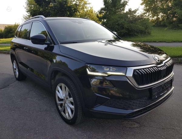 Black Skoda Karoq 2023 in Siauliai, with an engine capacity of 1.97 L and mileage of 178 thousand km for 17700 €, photo 1 on AUTOMOTO.COM.LV