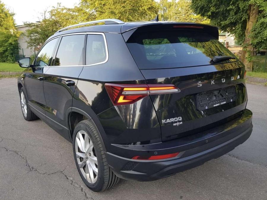 Black Skoda Karoq 2023 in Siauliai, with an engine capacity of 1.97 L and mileage of 178 thousand km for 17700 €, photo 9 on AUTOMOTO.COM.LV