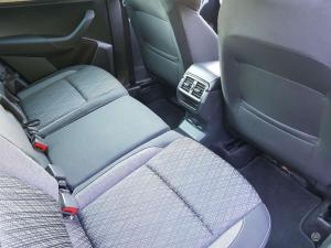 Black Skoda Karoq 2023 in Siauliai, with an engine capacity of 1.97 L and mileage of 178 thousand km for 17700 €, photo 12 on AUTOMOTO.COM.LV